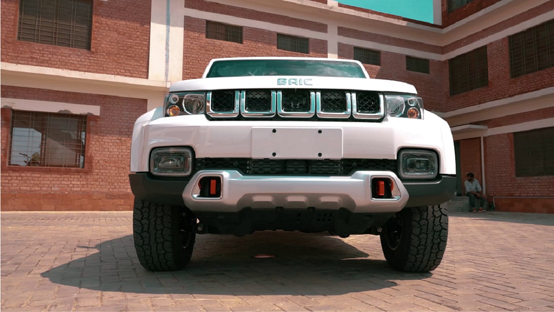 BAIC BJ40: Thinking of Spending Rs.8.2 million on this jeep? Watch this ...